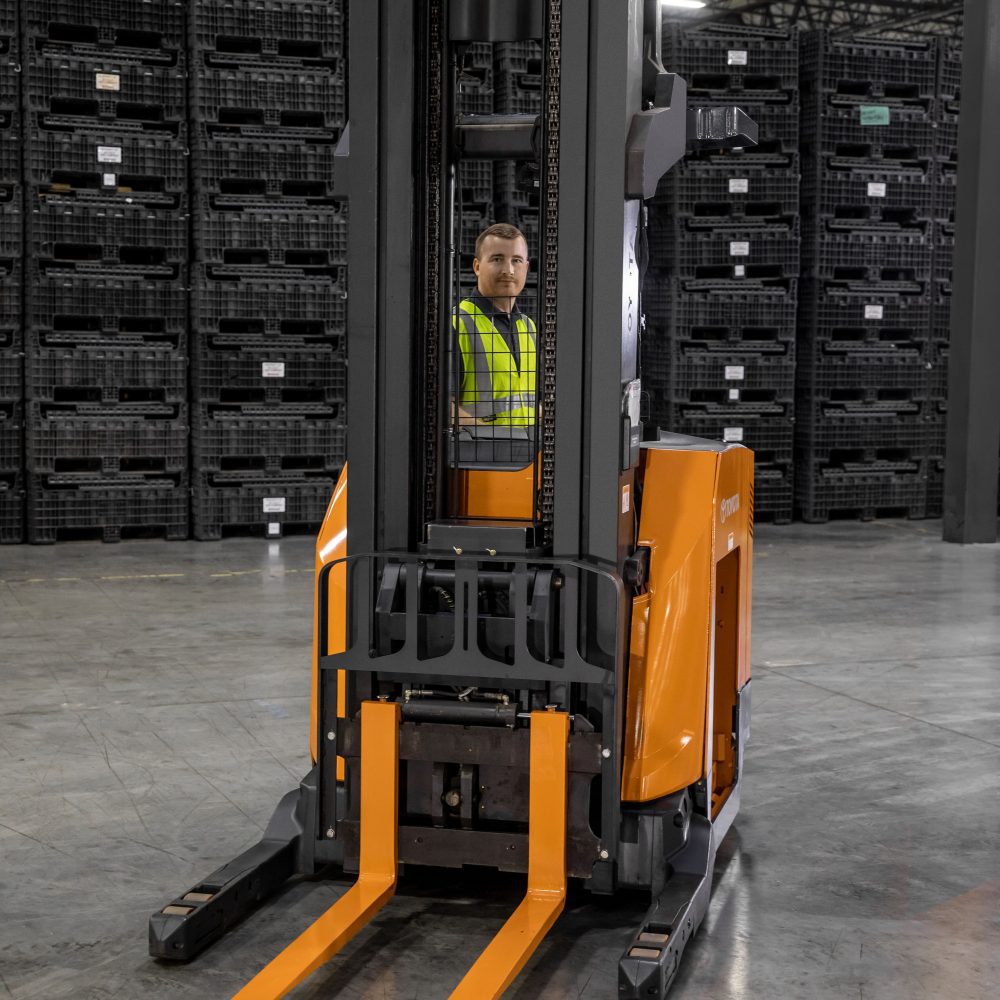 High-Capacity Reach Truck - Toyota Material Handling Systems